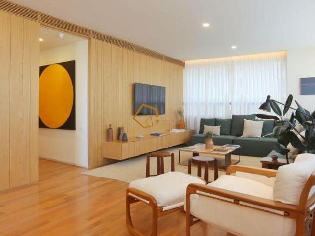 Apartamento à venda