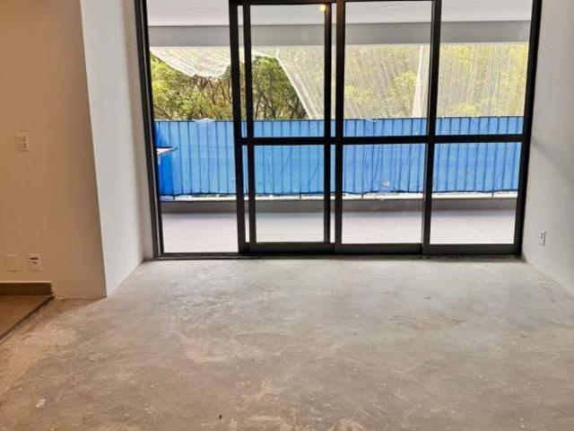 Apartamento à venda 73m², 1 vaga próximo ao Metrô Ana Rosa