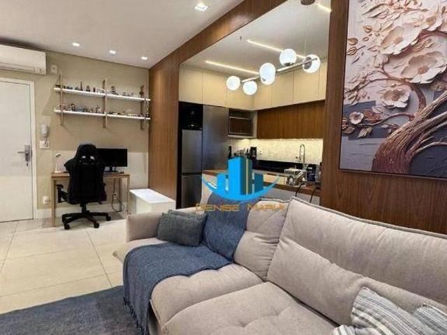 Apartamento à venda, 84 m² por R$ 1.350.000,00 Aparecida Santos/SP