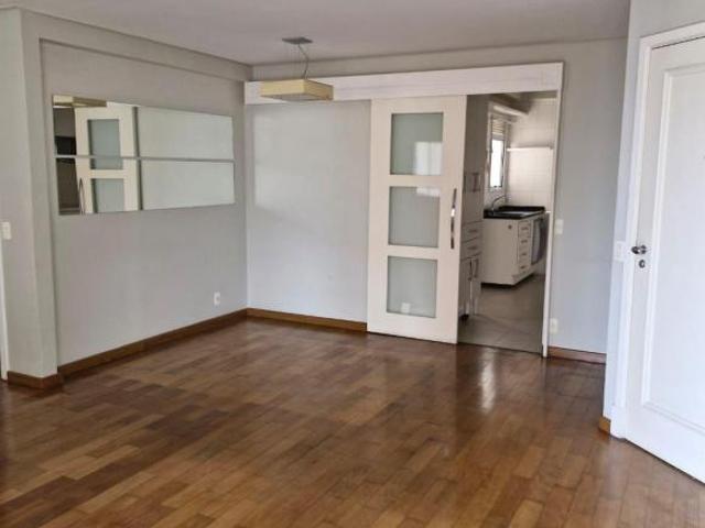 Apartamento à venda 85m², 2 vagas próximo ao Shopping West Plaza