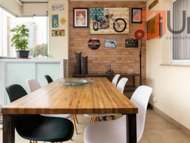 Apartamento à venda 89m², 2 vagas na Vila Romana próximo ao Shopping Bourbon