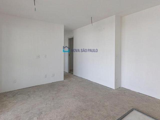 Apartamento à venda 82 m² 3 dormitórios, 1 suíte, 1 vaga no bairro Santo Amaro