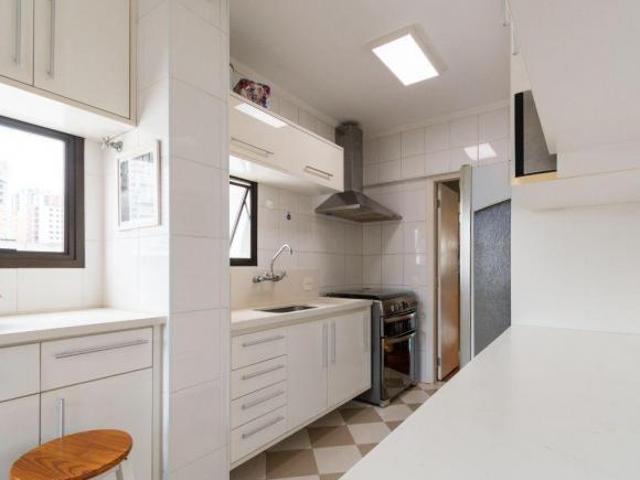 Apartamento à venda, 90 m² por R 810.000,00 Mirandópolis São Paulo/SP