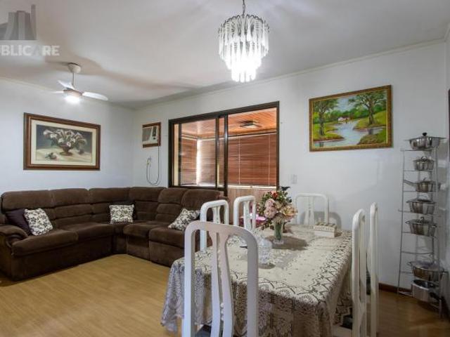 Apartamento à Venda | 90m² | Vila São João – Porto Alegre
