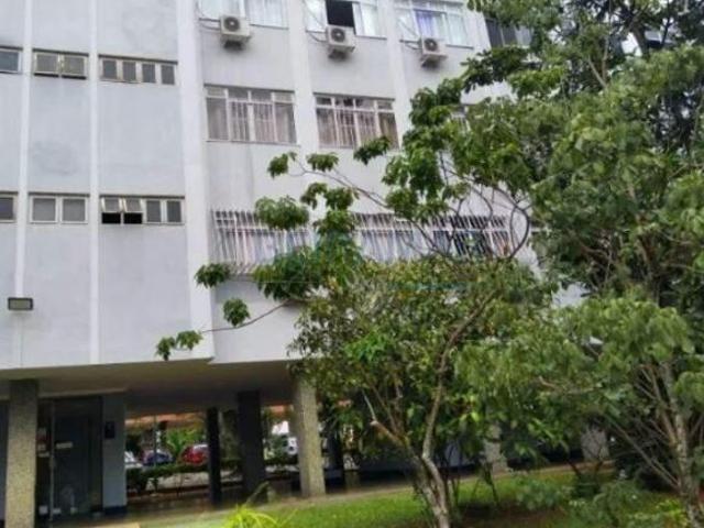 Apartamento à Venda com 2 Quartos na SQN 407 Asa Norte