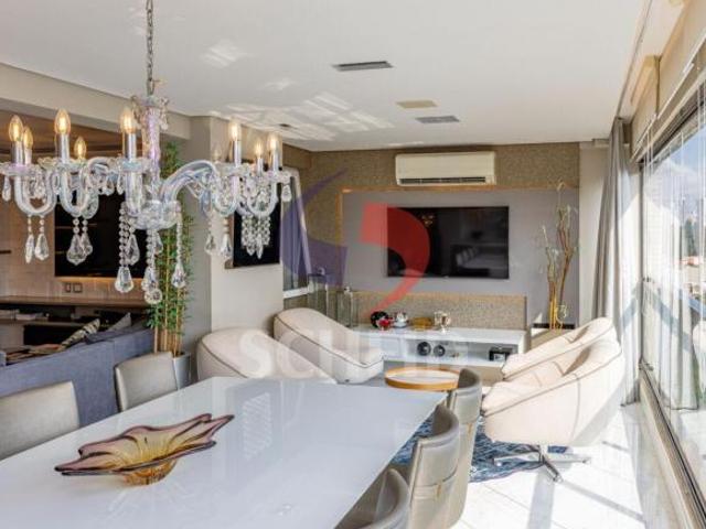 Apartamento a vendfa granja julieta,com 209m2, condomínio clube