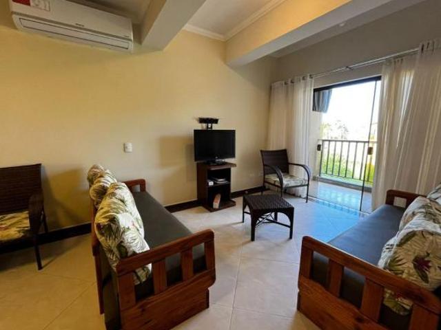 Apartamento à 150m do mar com 3 quartos em Peruíbe