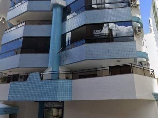 Apartamento a 100 metros do mar, 2 quartos sendo 1 suíte para 6 pessoas Meia Praia
