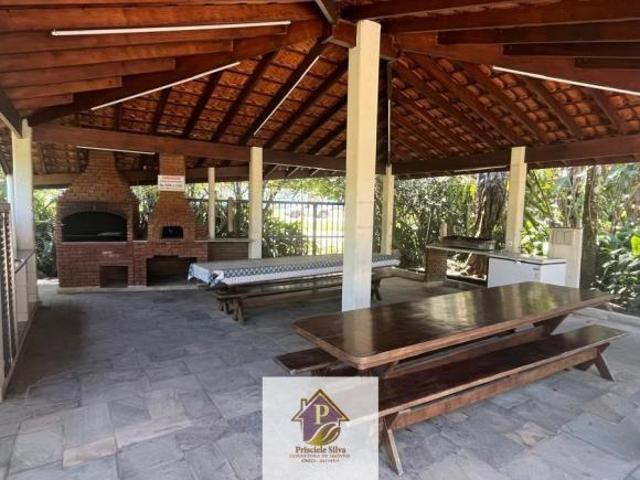 Apartamento a 200 metros da faixa de areia da praia da enseada em Ubatuba SP