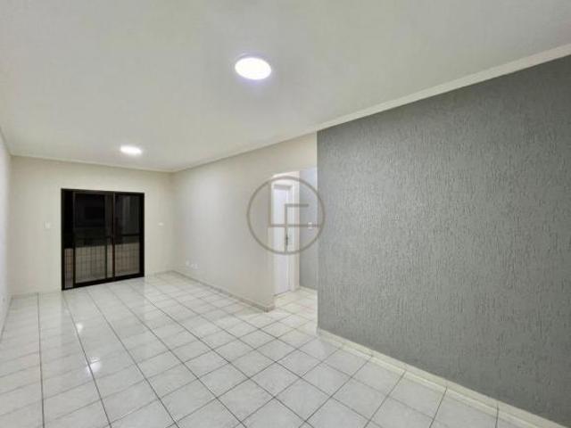 Apartamento a 200 metros da Praia com Sacada Vista Mar e Lazer