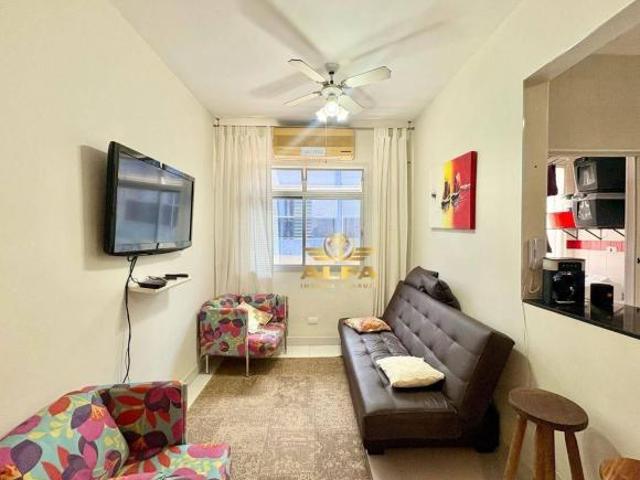 Apartamento a 2 quadras da praia com 2 dormitórios na Enseada – Alfa Imóveis Guarujá