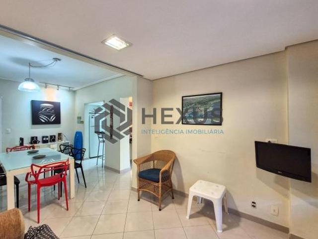 Apartamento a 2 quadras da Praia das Pitangueiras, Guarujá