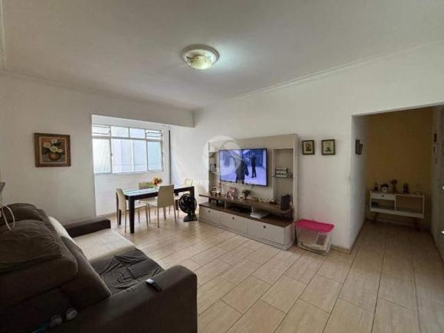 Apartamento a 3 Quadras da Praia com 2 Dormitórios e Sacada no Embaré Santos/SP