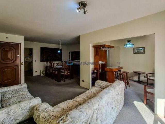 Apartamento à 4 quartos 2 suítes 3 vagas na Vila Mariana