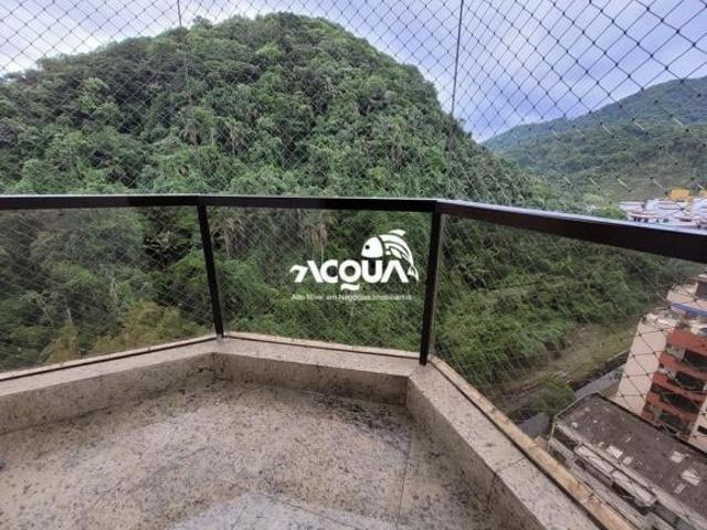 Apartamento a 50 metros do mar Enseada