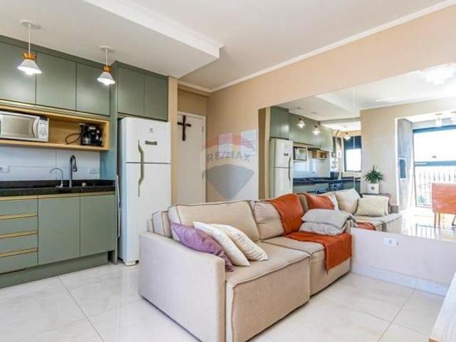 Apartamento acolhedor e pronto para morar no Pinheirinho | Condomínio com piscina e academia