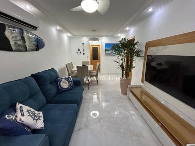 APARTAMENTO ACONCHEGANTE E COM ELEVADOR PRIVATIVO NA QUADRA DA PRAIA! NA NOVA PONTA DA PRAIA! COM