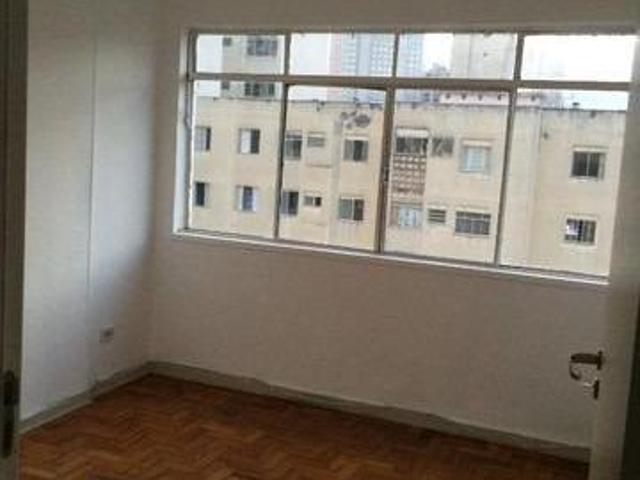 APARTAMENTO ACLIMAÇÃO