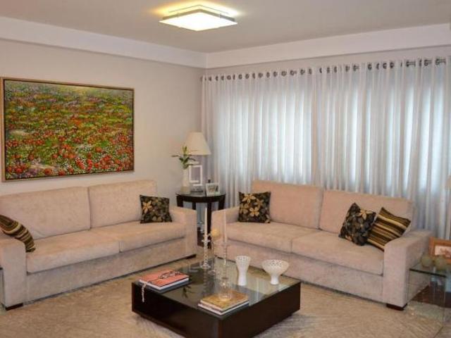 APARTAMENTO ACLIMAÇÃO