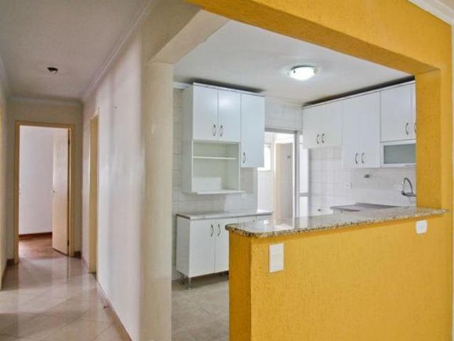 APARTAMENTO ACLIMAÇÃO