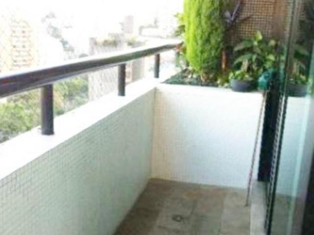 APARTAMENTO ACLIMAÇÃO