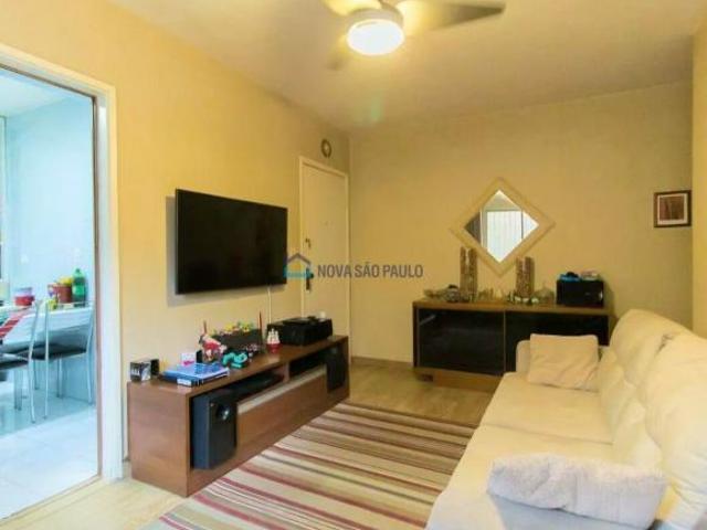 Apartamento Aclimação. Entre as Estações Vergueiro e Paraíso do Metrô