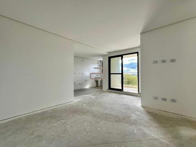 Apartamento abaixo do preço de mercado! À venda no bairro Novo Mundo Curitiba/PR