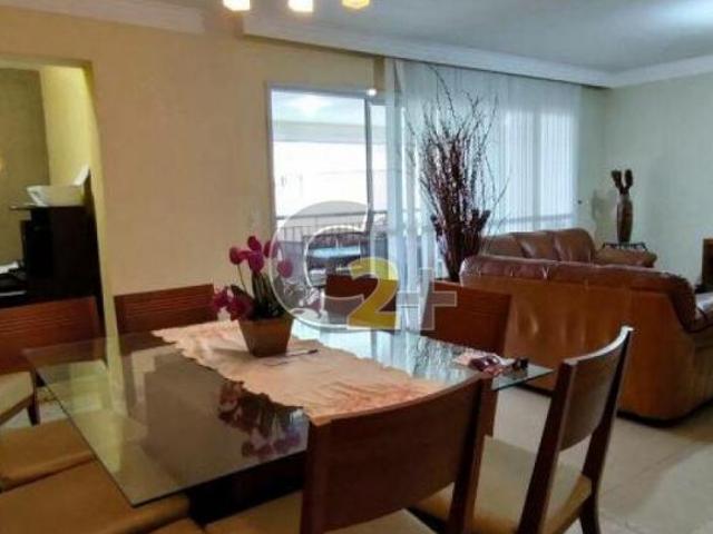Apartamento à venda na Barra Funda, 4 quartos sendo 2 suítes e 2 vagas