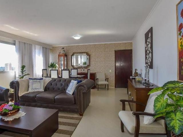 APARTAMENTO | ÁGUA VERDE | 3 QTOS | 1 SUÍTE | 119M²
