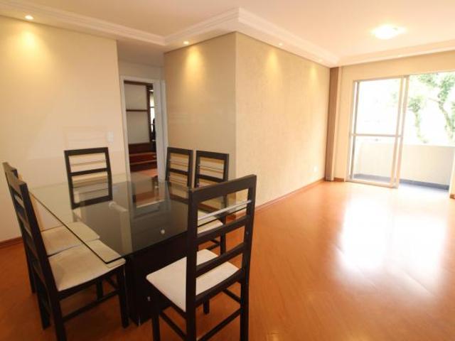 APARTAMENTO AGUA VERDE 3 QUARTOS 1 SUITE SEMI MOBILIADO