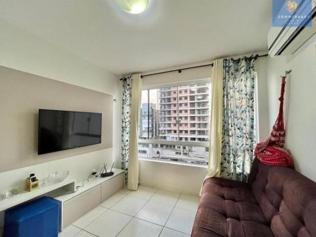 Apartamento ao lado da praça Flávio Boianovski
