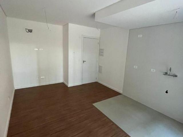 APARTAMENTO AO LADO DA UNIVERSIDADE POSITIVO: 2 QUARTOS, SACADA COM CHURRASQUEIRA E VAGA!