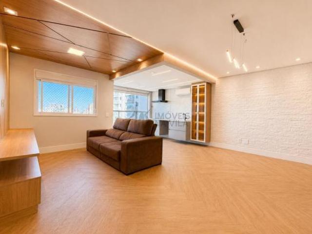 Apartamento ao lado do Metro Santa Cruz 2 dormitórios 1 vaga