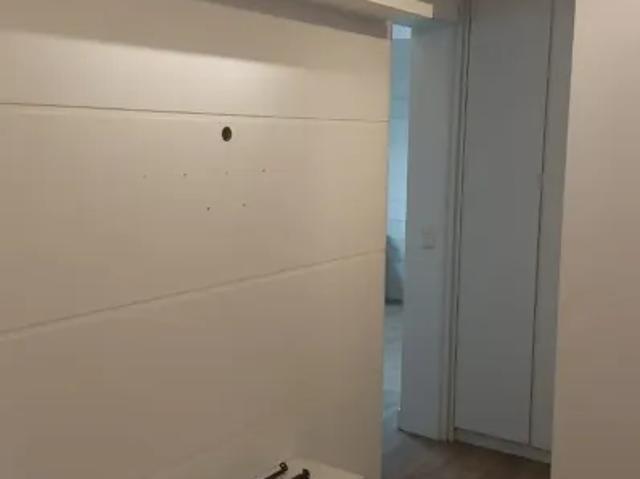 Apartamento ao lado do metrô Saúde, com 1 quarto, e escritório!
