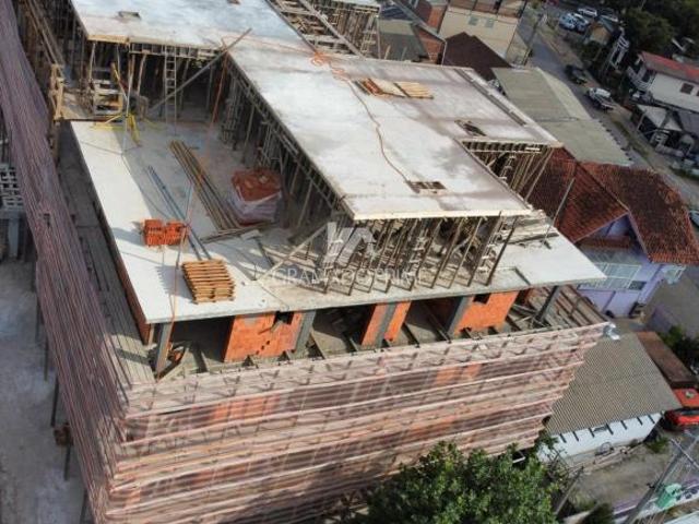 APARTAMENTO AO LADO DO CENTRO DE CANELA!