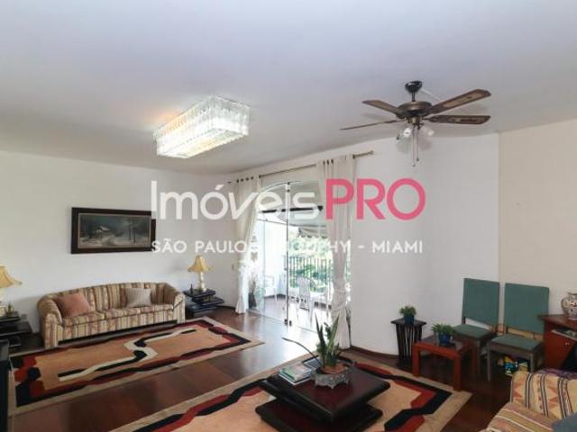 Apartamento ao lado do Clube Pinheiros