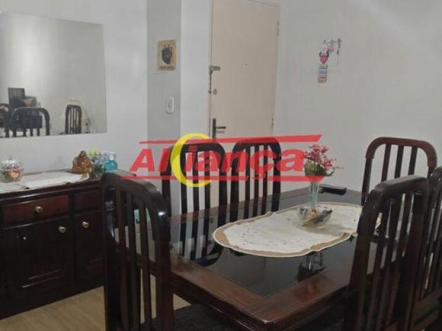 Apartamento ao lado padaria Versailes