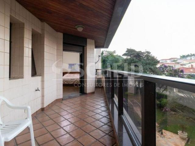 Apartamento Altíssimo Padrão no Bosque da Saúde