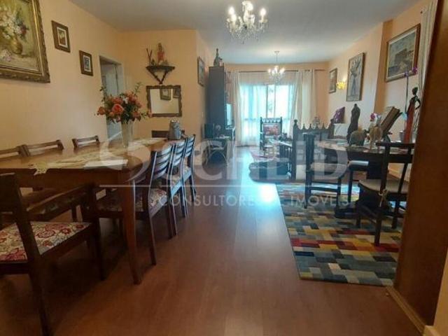 Apartamento Alto da Boa Vista, 137m², 3 quartos, 1 suíte, cozinha planejada, 2 salas, 2 vagas