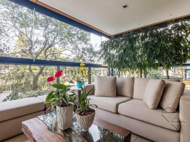 APARTAMENTO ALTO DE PINHEIROS 4 SUÍTES