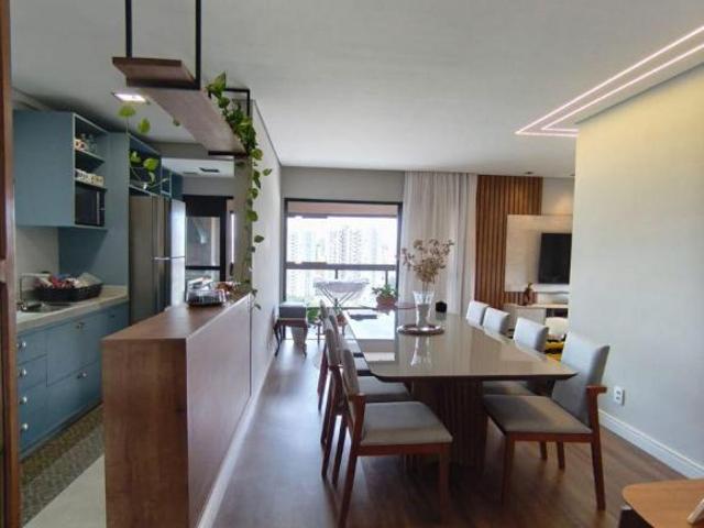 Apartamento alto padrão 83 m², 2 suítes, à venda no Parque Industrial