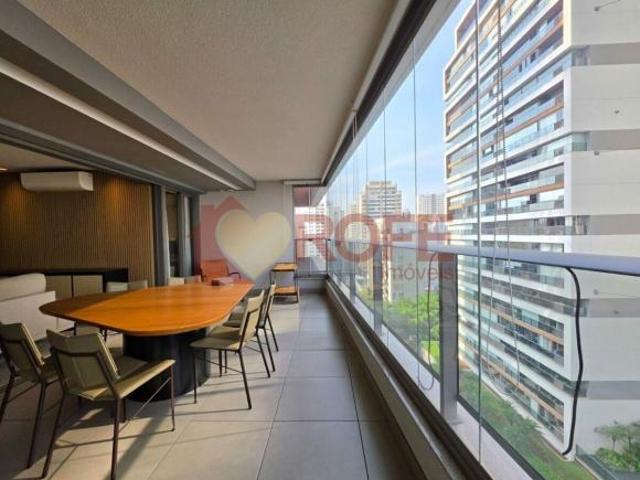 APARTAMENTO ALTO PADRÃO | 128m² | 3 SUÍTES | PORTEIRA FECHADA | HABITARTE 2 | BROOKLIN
