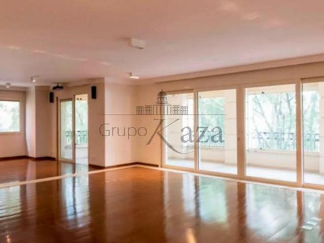 Apartamento Alto Padrão 1 Por andar Jardim Paulistano 3 Suítes 3 Vagas 306m²