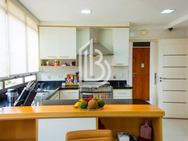 Apartamento Alto Padrão 248 m² – 3 dorms, 3 vagas, 1 por andar, Santo André