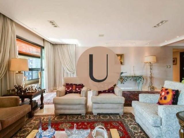 Apartamento Alto Padrão | 375 m² | 4 Suítes | 5 Vagas | Andar Alto | Anália Franco