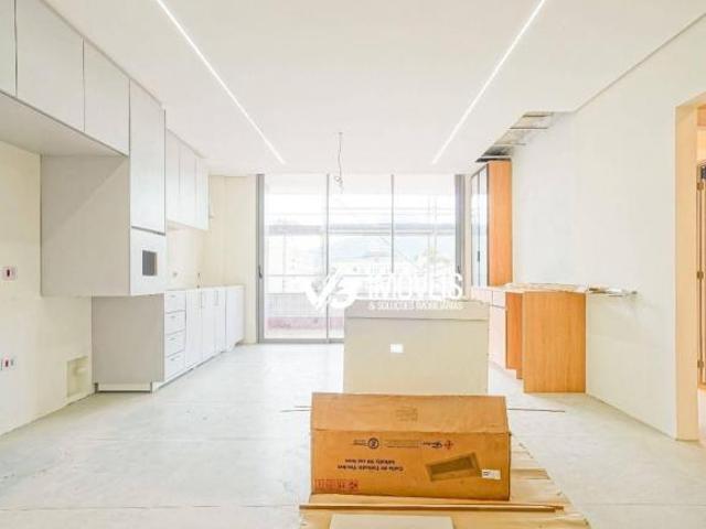 Apartamento com 3 dormitórios à venda por R$ 2.400.000,00 Caiobá Matinhos/PR