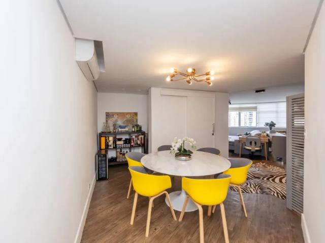 Apartamento alto padrão à venda no Condomínio Morada Das Torres Do Sol em São Paulo SP