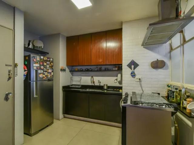 Apartamento alto padrão à venda no Condomínio Edifício Pedroso Alvarenga em São Paulo SP