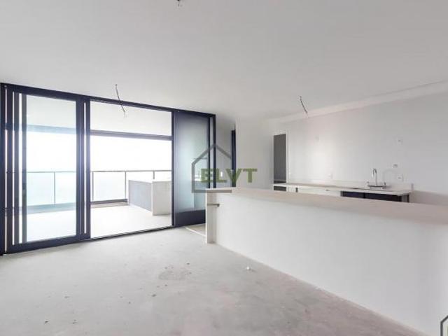 Apartamento Alto Padrão Vila Yara | 183m², 3 Quartos, 4 Vagas | Lazer Clube