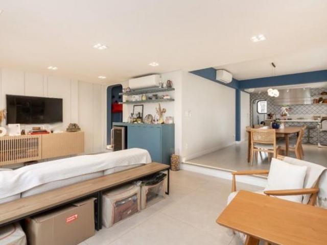Apartamento alto padrão à venda no bairro Vila Uberabinha em São Paulo SP
